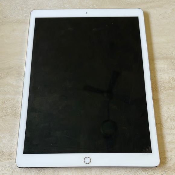Apple | Tablets & Accessories | Apple Ipad Pro Gold Tablet Sleek Design ...